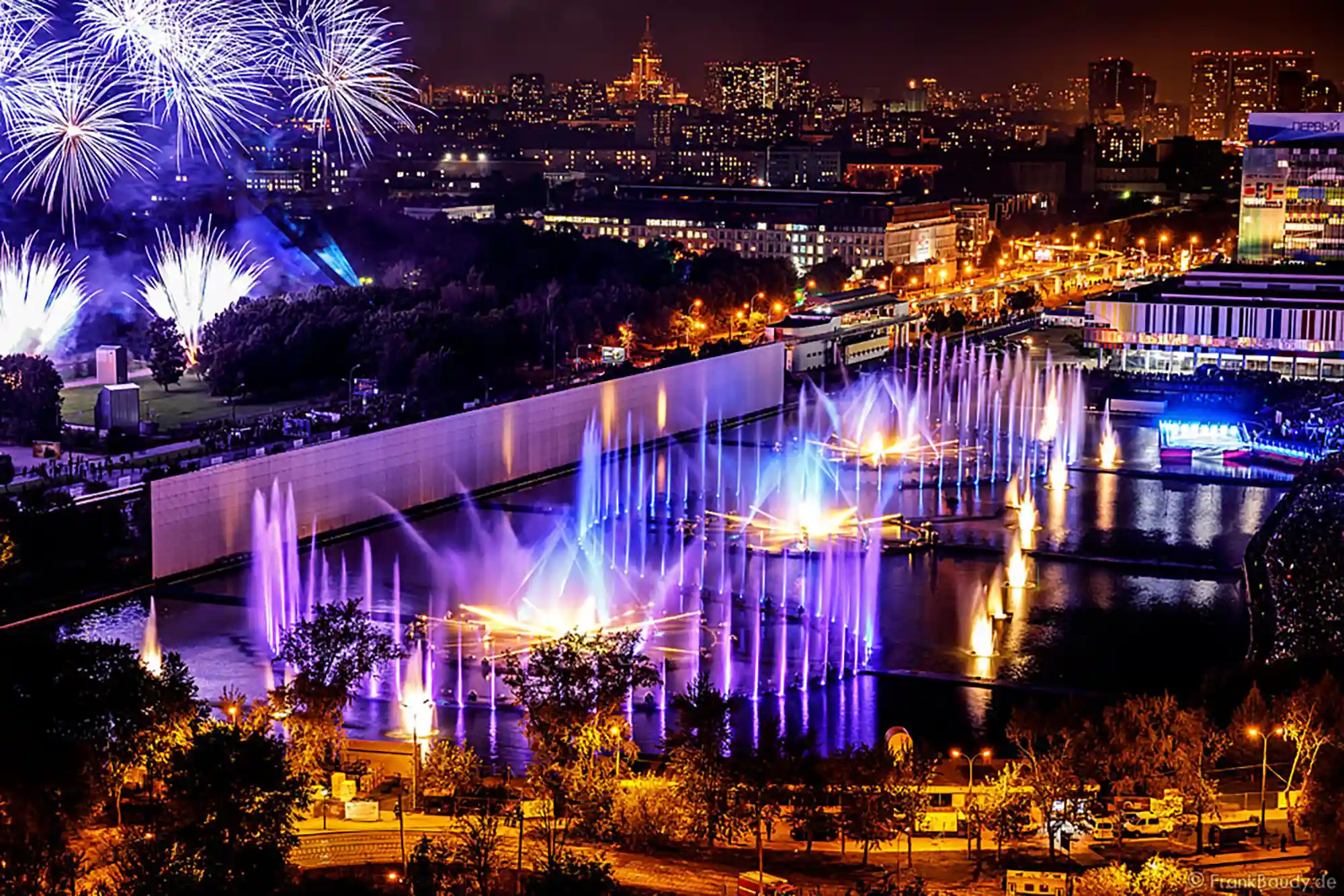 Giant water show: Aquatique Show, giant water show designer for sale or ...