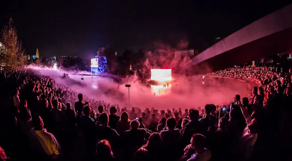 Fog effect: immersive water effect for your water show | Aquatique Show ...